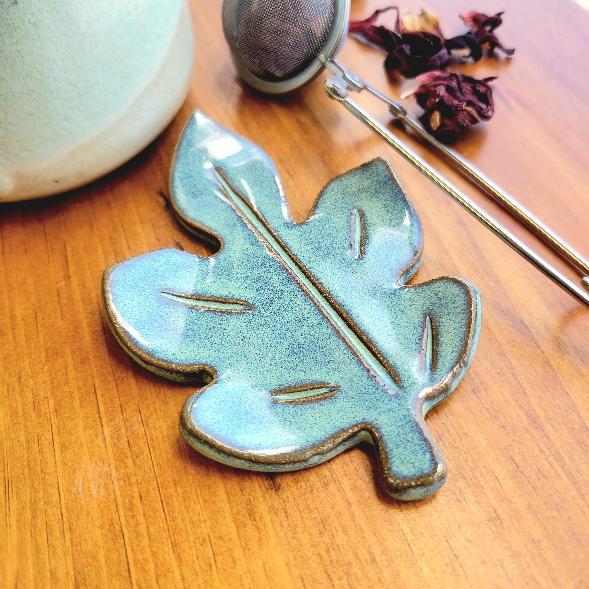 Mini Oak Leaf Teaspoon Holder for Beverage Station - Miniature Spoon R ...